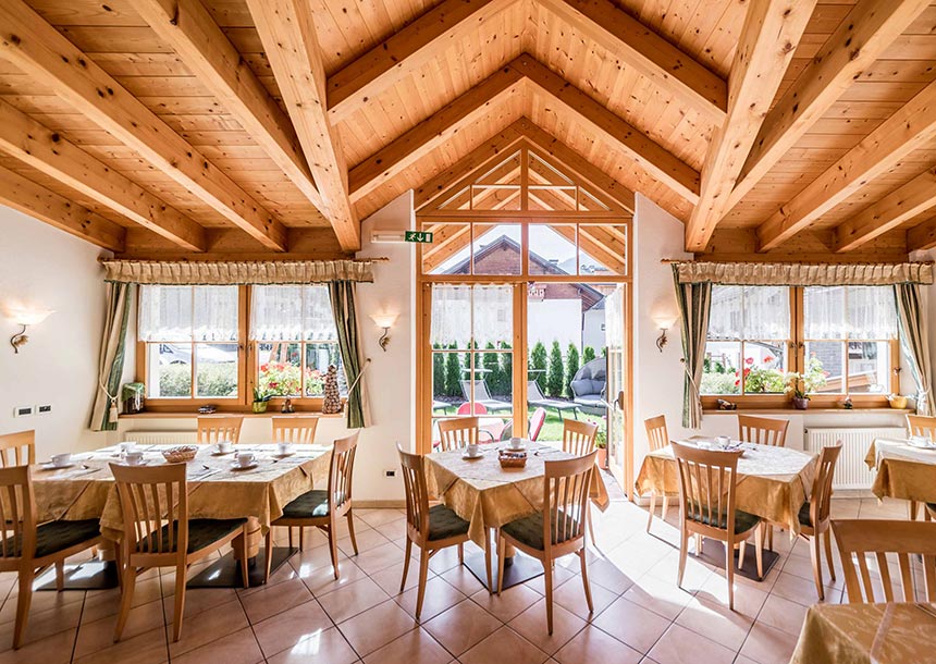 Culinary delight, BBQ & Tyrolean / Ladin Cuisine - Garni Diamant